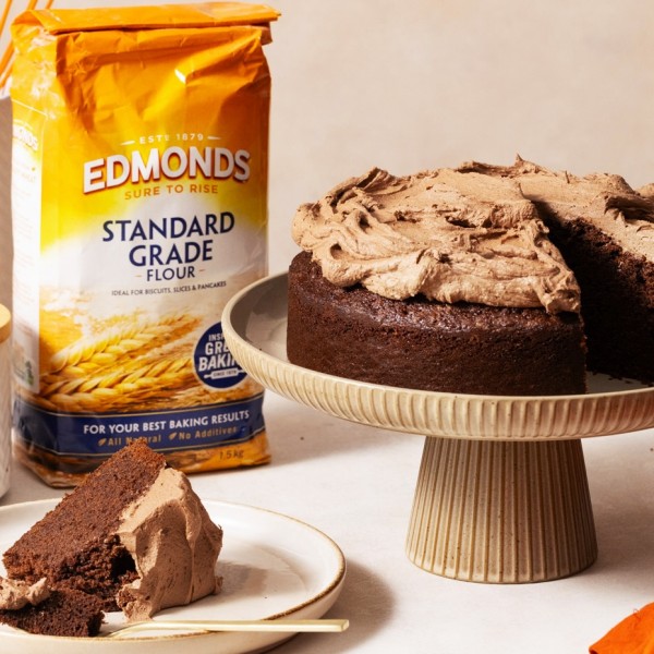 Chocolate Cake Recipe NZ | Edmonds Cooking